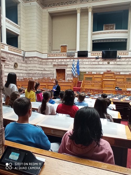 Επίσκεψη του 3ου Δημοτικού Σχολείου Γυθείου στη Βουλή των Ελλήνων ...